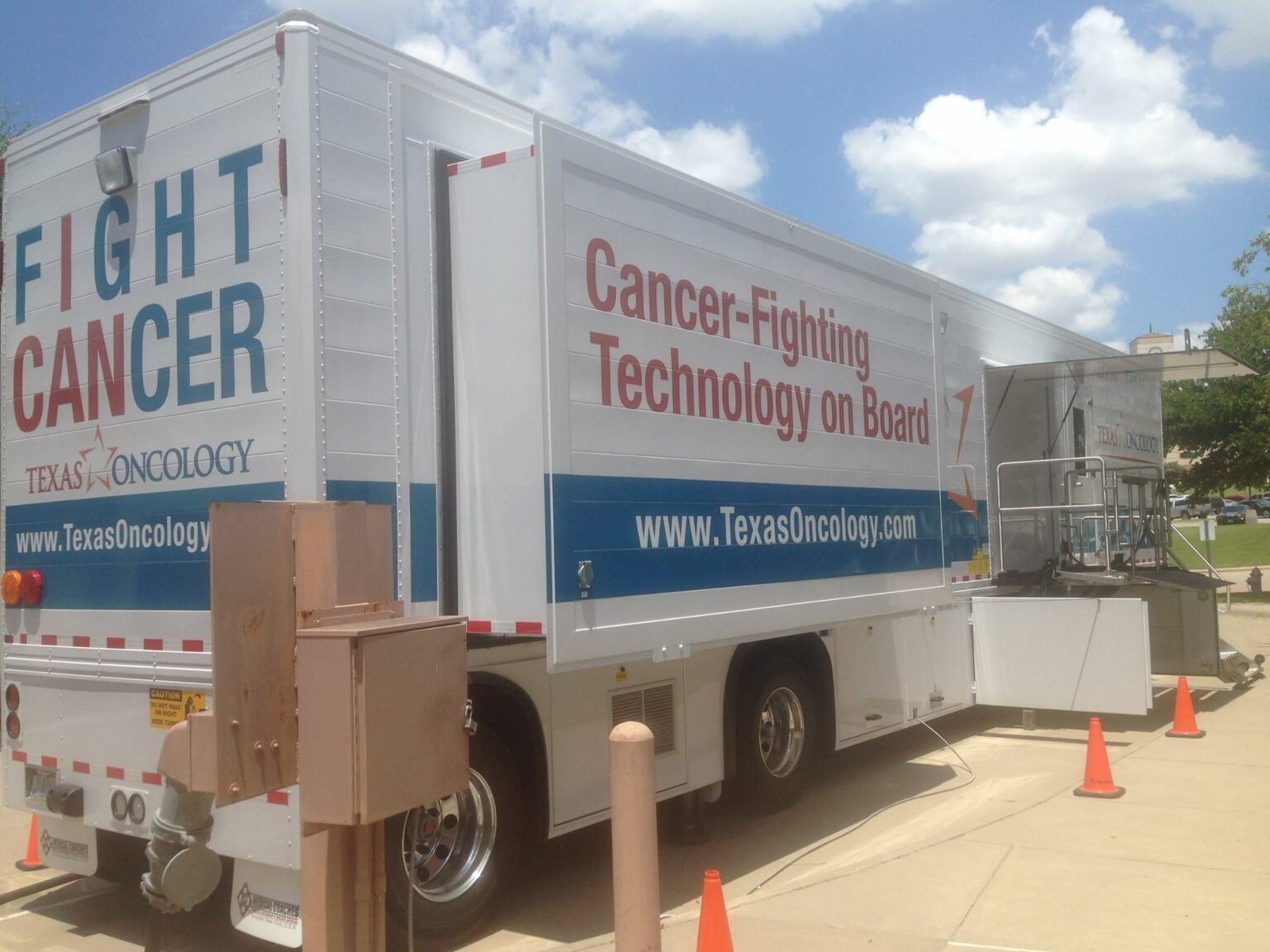 MOBILE PET/CT TRAILERS | HEALTHCARE IMAGING | MOBILE IMAGING